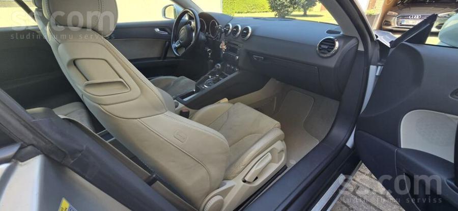 Pelēks Audi TT 2008 Rīga, ar dzinēja tilpumu 2.00 L un nobraukumu 240 tūkst. km par 6000 €, foto 6 vietnē AUTOMOTO.COM.LV