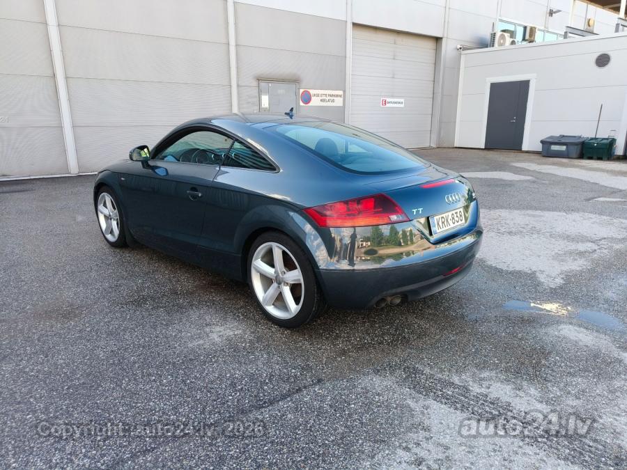 Pelēks Audi TT 2008 Elva, ar dzinēja tilpumu 2.00 L un nobraukumu 278 tūkst. km par 8000 €, foto 5 vietnē AUTOMOTO.COM.LV