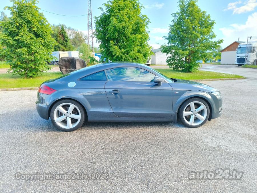 Pelēks Audi TT 2008 Elva, ar dzinēja tilpumu 2.00 L un nobraukumu 278 tūkst. km par 8000 €, foto 7 vietnē AUTOMOTO.COM.LV