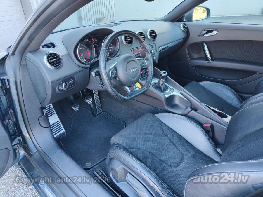 Pelēks Audi TT 2008 Elva, ar dzinēja tilpumu 2.00 L un nobraukumu 278 tūkst. km par 8000 €, foto 9 vietnē AUTOMOTO.COM.LV