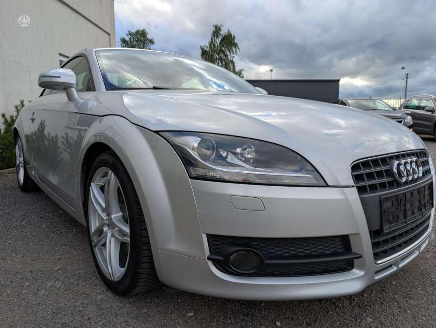 Grey Audi TT 2008 in Marijampole, with an engine capacity of 1.80 L and mileage of 222 thousand km for 5500 €, photo 10 on AUTOMOTO.COM.LV