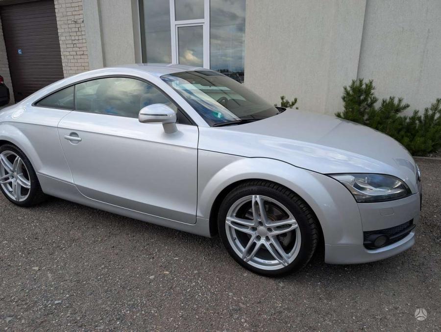 Grey Audi TT 2008 in Marijampole, with an engine capacity of 1.80 L and mileage of 222 thousand km for 5500 €, photo 11 on AUTOMOTO.COM.LV