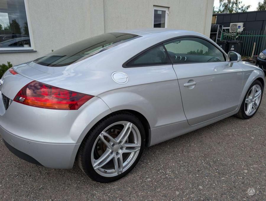 Grey Audi TT 2008 in Marijampole, with an engine capacity of 1.80 L and mileage of 222 thousand km for 5500 €, photo 14 on AUTOMOTO.COM.LV