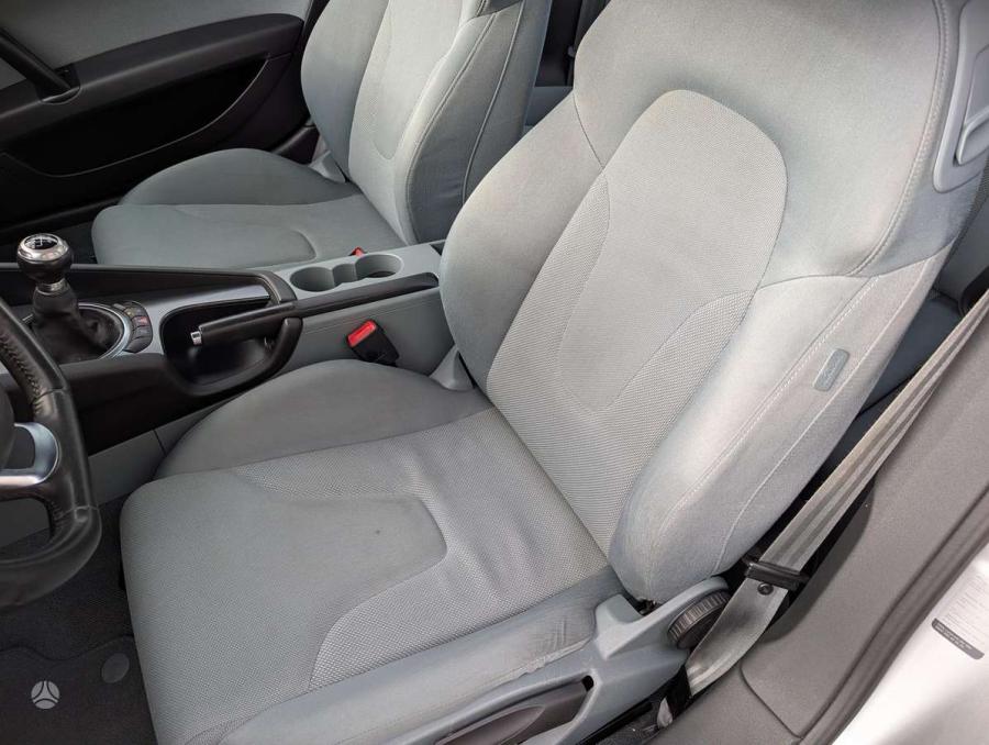 Grey Audi TT 2008 in Marijampole, with an engine capacity of 1.80 L and mileage of 222 thousand km for 5500 €, photo 25 on AUTOMOTO.COM.LV