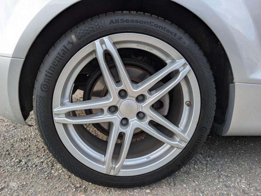 Grey Audi TT 2008 in Marijampole, with an engine capacity of 1.80 L and mileage of 222 thousand km for 5500 €, photo 36 on AUTOMOTO.COM.LV