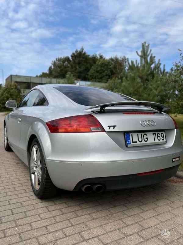 Grey Audi TT 2009 in Klaipeda, with an engine capacity of 1.80 L and mileage of 160 thousand km for 6900 €, photo 3 on AUTOMOTO.COM.LV
