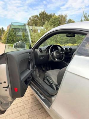 Grey Audi TT 2009 in Klaipeda, with an engine capacity of 1.80 L and mileage of 160 thousand km for 6900 €, photo 9 on AUTOMOTO.COM.LV