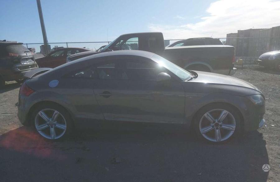 Pelēks Audi TT 2012 Viļņa, ar dzinēja tilpumu 1.98 L un nobraukumu 264 tūkst. km par 6400 €, foto 14 vietnē AUTOMOTO.COM.LV