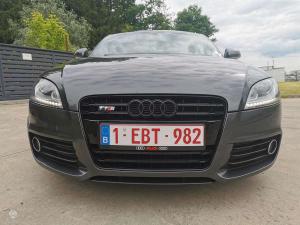 Grey Audi TT 2013 in Kaunas, with an engine capacity of 2.00 L and mileage of 281 thousand km for 8999 €, photo 5 on AUTOMOTO.COM.LV