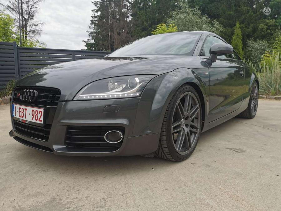 Grey Audi TT 2013 in Kaunas, with an engine capacity of 2.00 L and mileage of 281 thousand km for 8999 €, photo 8 on AUTOMOTO.COM.LV