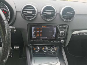 Grey Audi TT 2013 in Kaunas, with an engine capacity of 2.00 L and mileage of 281 thousand km for 8999 €, photo 21 on AUTOMOTO.COM.LV