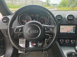 Grey Audi TT 2013 in Kaunas, with an engine capacity of 2.00 L and mileage of 281 thousand km for 8999 €, photo 23 on AUTOMOTO.COM.LV