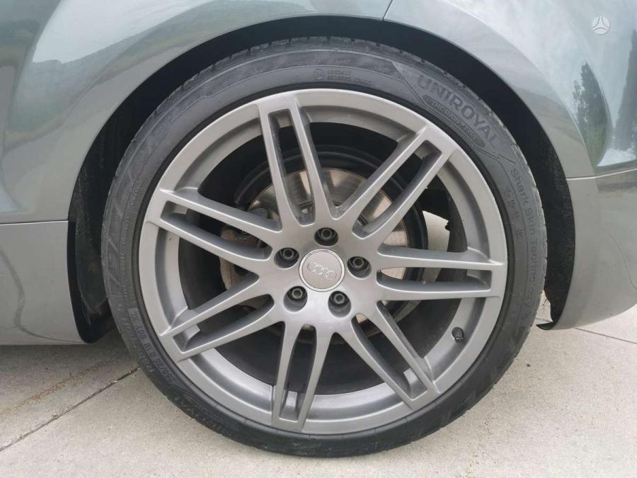 Grey Audi TT 2013 in Kaunas, with an engine capacity of 2.00 L and mileage of 281 thousand km for 8999 €, photo 28 on AUTOMOTO.COM.LV