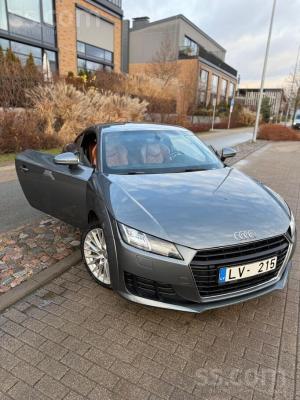 Pelēks Audi TT 2015 Rīga, ar dzinēja tilpumu 2.00 L un nobraukumu 92 tūkst. km par 18600 €, foto 7 vietnē AUTOMOTO.COM.LV