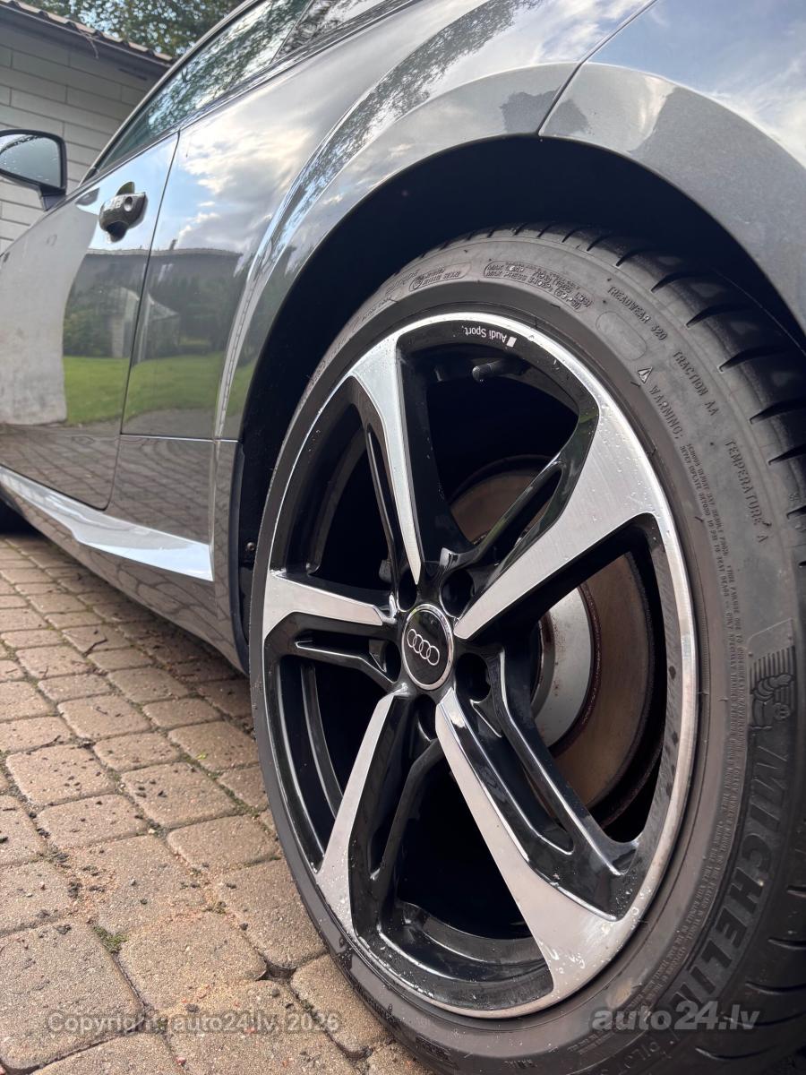 Grey Audi TT 2016 in Tallinn, with an engine capacity of 2.00 L and mileage of 123 thousand km for 22500 €, photo 5 on AUTOMOTO.COM.LV