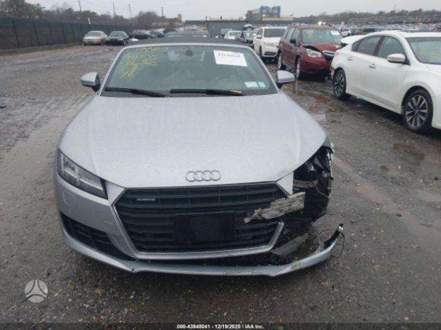 Grey Audi TT 2017 in Klaipeda, with an engine capacity of 1.98 L and mileage of 53 thousand km for 7300 €, photo 12 on AUTOMOTO.COM.LV