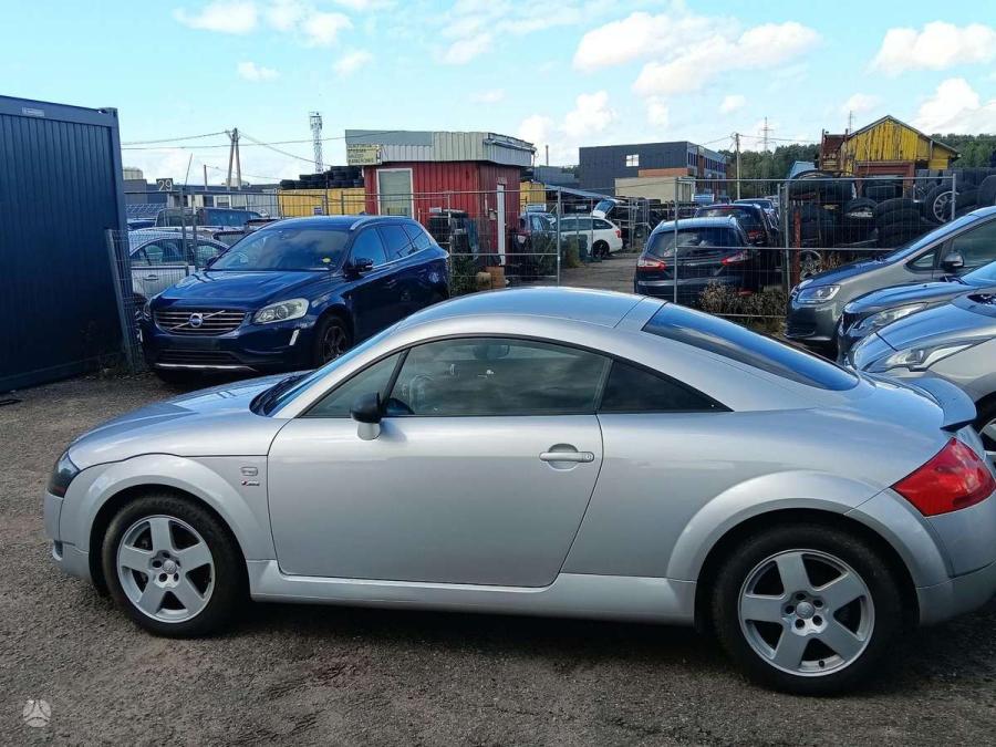 Grey Audi TT 1998 in Kaunas, with an engine capacity of 1.80 L and mileage of 205 thousand km for 3200 €, photo 4 on AUTOMOTO.COM.LV