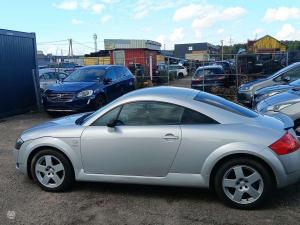 Grey Audi TT 1998 in Kaunas, with an engine capacity of 1.80 L and mileage of 205 thousand km for 3200 €, photo 4 on AUTOMOTO.COM.LV