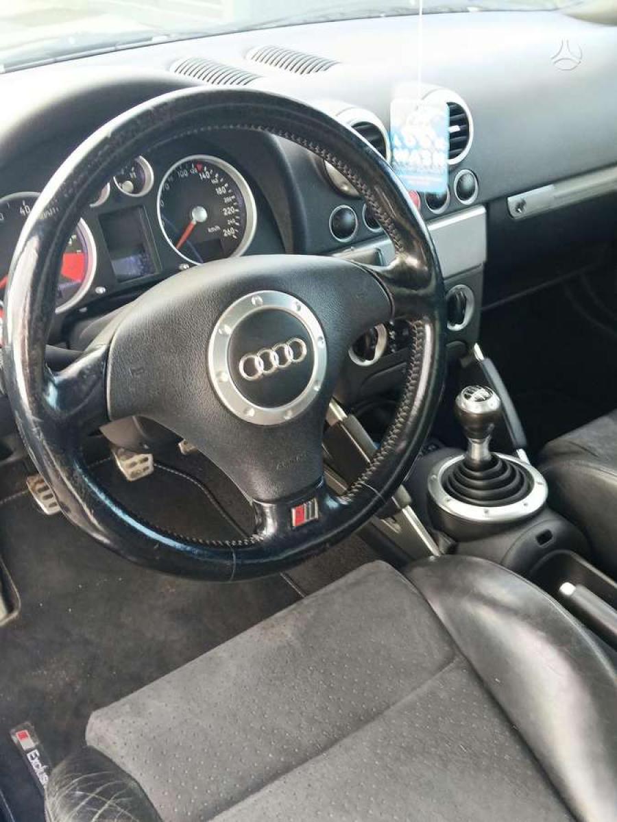 Grey Audi TT 1998 in Kaunas, with an engine capacity of 1.80 L and mileage of 205 thousand km for 3200 €, photo 7 on AUTOMOTO.COM.LV