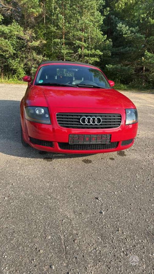 Sarkans Audi TT 2002 Ignalina, ar dzinēja tilpumu 1.78 L un nobraukumu 217 tūkst. km par 4500 €, foto 2 vietnē AUTOMOTO.COM.LV