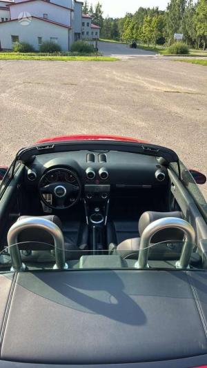 Sarkans Audi TT 2002 Ignalina, ar dzinēja tilpumu 1.78 L un nobraukumu 217 tūkst. km par 4500 €, foto 8 vietnē AUTOMOTO.COM.LV