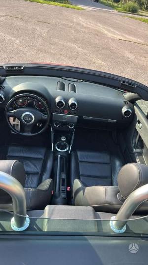 Sarkans Audi TT 2002 Ignalina, ar dzinēja tilpumu 1.78 L un nobraukumu 217 tūkst. km par 4500 €, foto 9 vietnē AUTOMOTO.COM.LV