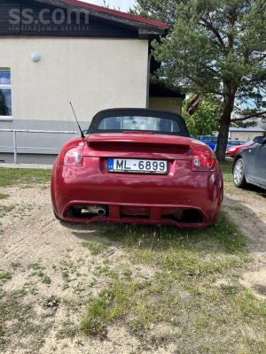 Sarkans Audi TT 2005 Preiļi, ar dzinēja tilpumu 1.80 L un nobraukumu 185 tūkst. km par 3200 €, foto 4 vietnē AUTOMOTO.COM.LV