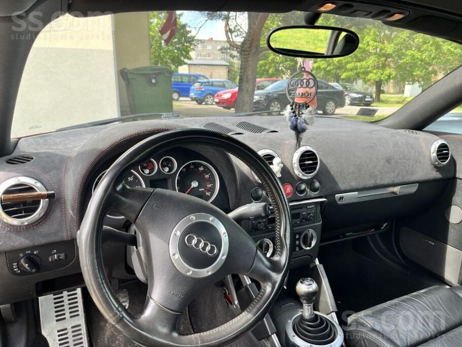 Sarkans Audi TT 2005 Preiļi, ar dzinēja tilpumu 1.80 L un nobraukumu 185 tūkst. km par 3200 €, foto 6 vietnē AUTOMOTO.COM.LV
