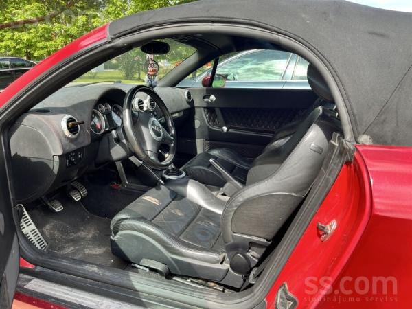 Red Audi TT 2005 in Preili, with an engine capacity of 1.80 L and mileage of 185 thousand km for 3200 €, photo 7 on AUTOMOTO.COM.LV