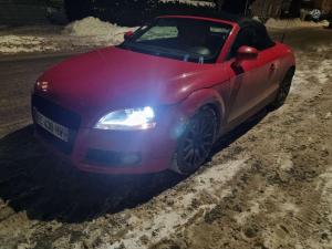 Red Audi TT 2007 in Taurage, with an engine capacity of 2.00 L and mileage of 180 thousand km for 4800 €, photo 6 on AUTOMOTO.COM.LV