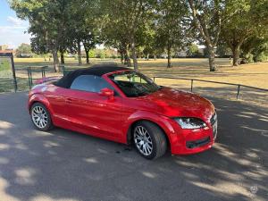 Red Audi TT 2010 in Kaunas, with an engine capacity of 1.80 L and mileage of 101 thousand km for 2950 €, photo 13 on AUTOMOTO.COM.LV