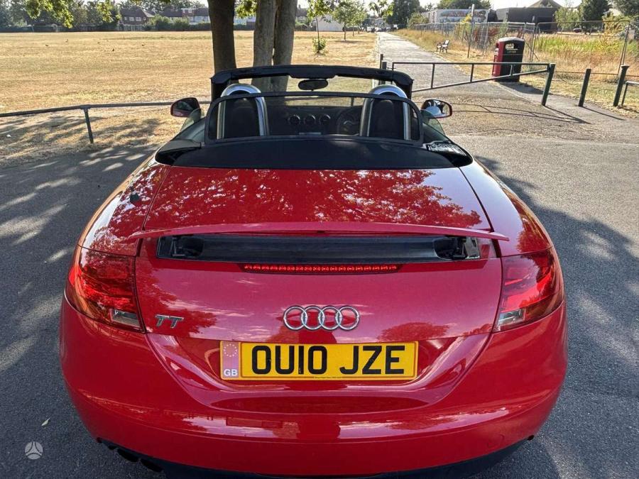 Red Audi TT 2010 in Kaunas, with an engine capacity of 1.80 L and mileage of 101 thousand km for 2950 €, photo 15 on AUTOMOTO.COM.LV