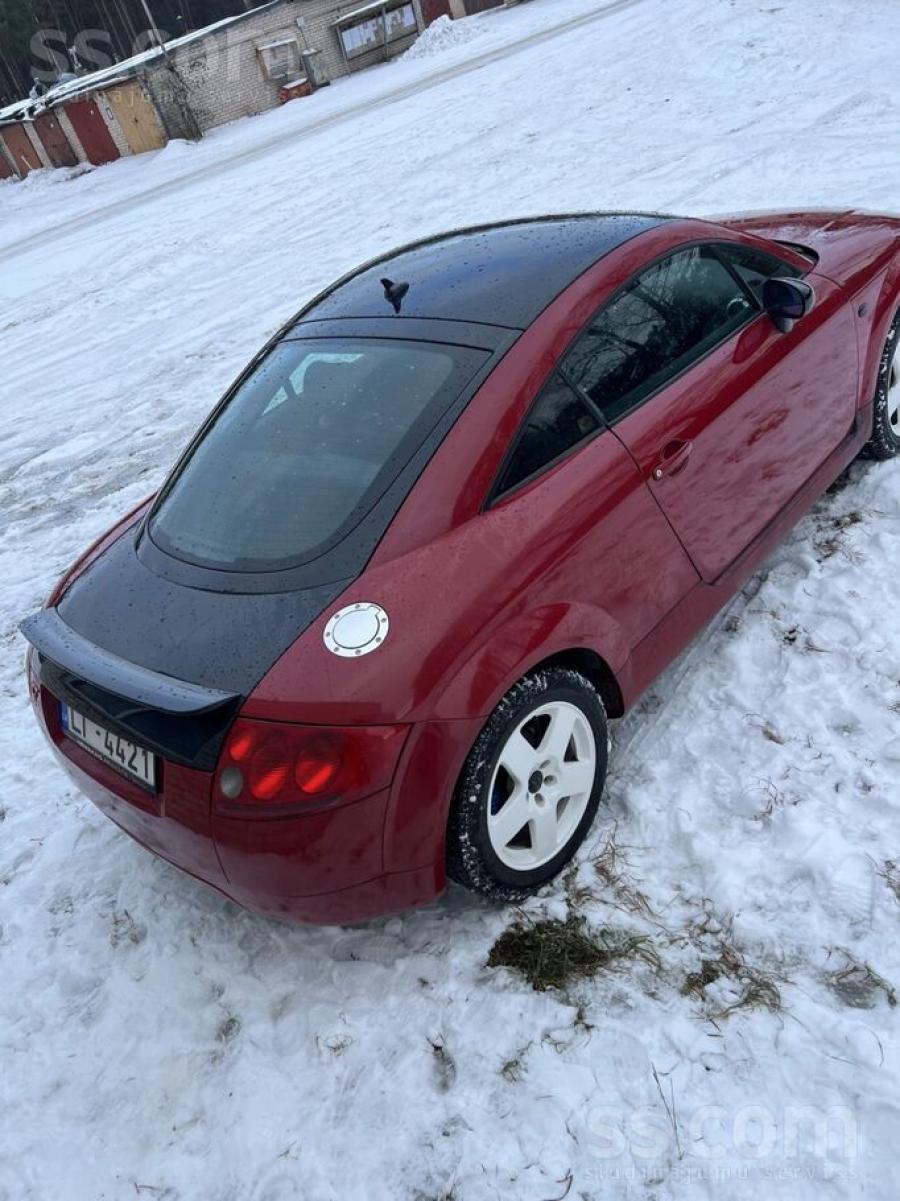 Sarkans Audi TT 2001 Jūrmala, ar dzinēja tilpumu 1.80 L un nobraukumu 467 tūkst. km par 3500 €, foto 3 vietnē AUTOMOTO.COM.LV