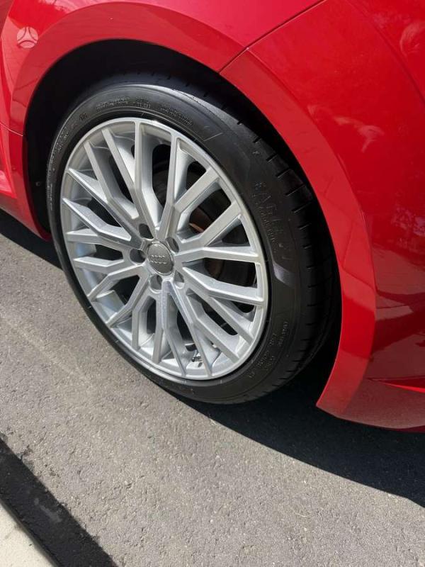 Red Audi TT 2015 in Vilnius, with an engine capacity of 1.98 L and mileage of 121 thousand km for 25500 €, photo 11 on AUTOMOTO.COM.LV