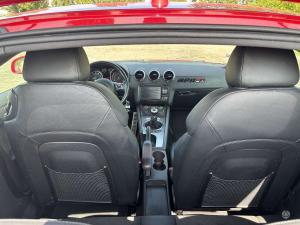 Sarkans Audi TT 2006 Tauragė, ar dzinēja tilpumu 2.00 L un nobraukumu 240 tūkst. km par 5700 €, foto 8 vietnē AUTOMOTO.COM.LV