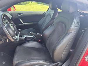 Sarkans Audi TT 2006 Tauragė, ar dzinēja tilpumu 2.00 L un nobraukumu 240 tūkst. km par 5700 €, foto 11 vietnē AUTOMOTO.COM.LV