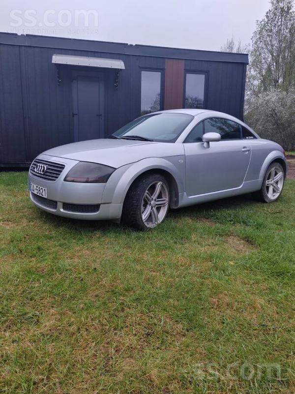 Audi TT 2001 in Aluksne, with an engine capacity of 1.80 L and mileage of 197 thousand km for 3000 €, photo 1 on AUTOMOTO.COM.LV