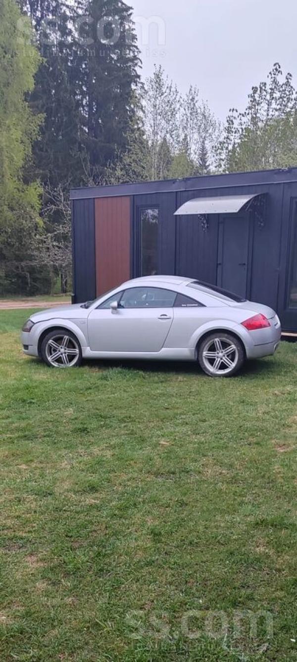 Audi TT 2001 in Aluksne, with an engine capacity of 1.80 L and mileage of 197 thousand km for 3000 €, photo 2 on AUTOMOTO.COM.LV