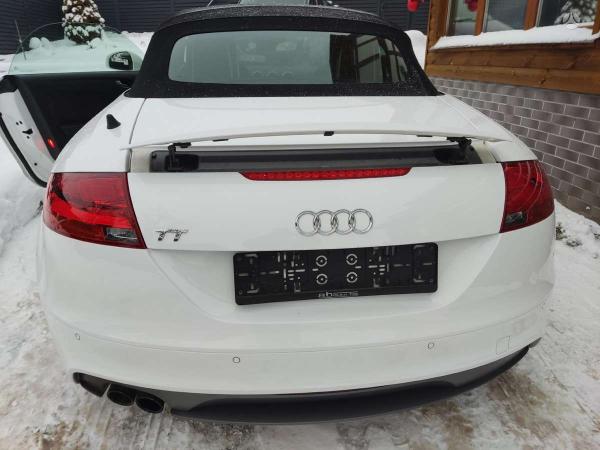 Balts Audi TT 2009 Ukmergė, ar dzinēja tilpumu 1.98 L un nobraukumu 200 tūkst. km par 8700 €, foto 4 vietnē AUTOMOTO.COM.LV
