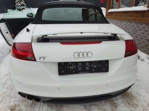 White Audi TT 2009 in Ukmerge, with an engine capacity of 1.98 L and mileage of 200 thousand km for 8700 €, photo 4 on AUTOMOTO.COM.LV