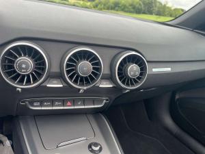 Balts Audi TT 2020 Viļņa, ar dzinēja tilpumu 1.98 L un nobraukumu 46 tūkst. km par 21500 €, foto 26 vietnē AUTOMOTO.COM.LV