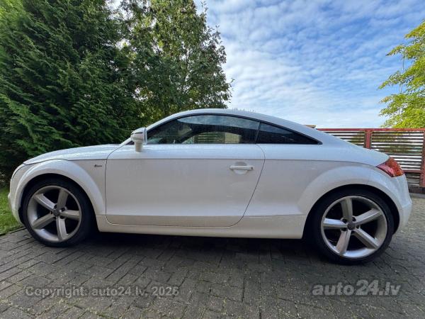 Balts Audi TT 2008 Tallina, ar dzinēja tilpumu 2.00 L un nobraukumu 245 tūkst. km par 9500 €, foto 4 vietnē AUTOMOTO.COM.LV