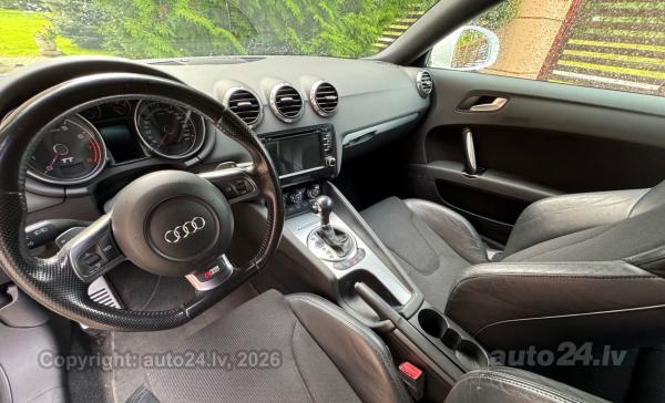 Balts Audi TT 2008 Tallina, ar dzinēja tilpumu 2.00 L un nobraukumu 245 tūkst. km par 9500 €, foto 9 vietnē AUTOMOTO.COM.LV