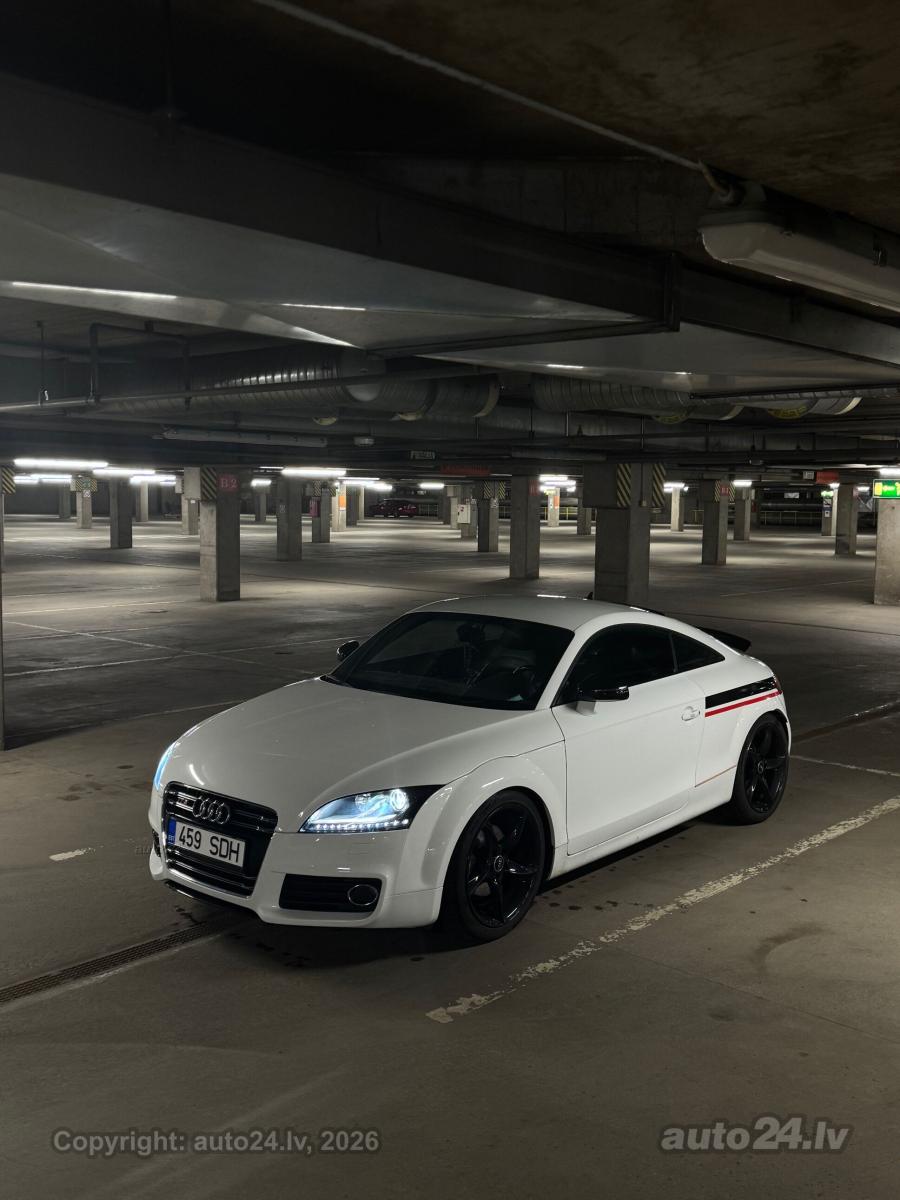 Balts Audi TT 2011 Tallina, ar dzinēja tilpumu 2.00 L un nobraukumu 286 tūkst. km par 12890 €, foto 3 vietnē AUTOMOTO.COM.LV