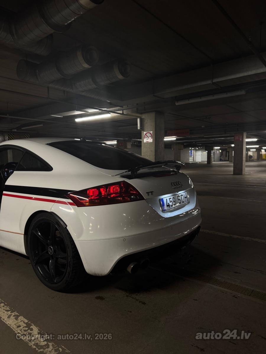 Balts Audi TT 2011 Tallina, ar dzinēja tilpumu 2.00 L un nobraukumu 286 tūkst. km par 12890 €, foto 9 vietnē AUTOMOTO.COM.LV