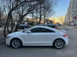 Белый Ауди ТТ 2011 в Рига, объемом двигателя 2.00 л и пробегом 120 тыс. км за 4290 €, фото  на AUTOMOTO.COM.LV