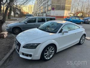 White Audi TT 2011 in Riga, with an engine capacity of 2.00 L and mileage of 120 thousand km for 4290 €, photo 4 on AUTOMOTO.COM.LV