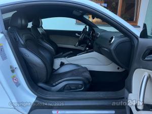 White Audi TT 2012 in Tartu, with an engine capacity of 2.00 L and mileage of 236 thousand km for 12900 €, photo 12 on AUTOMOTO.COM.LV