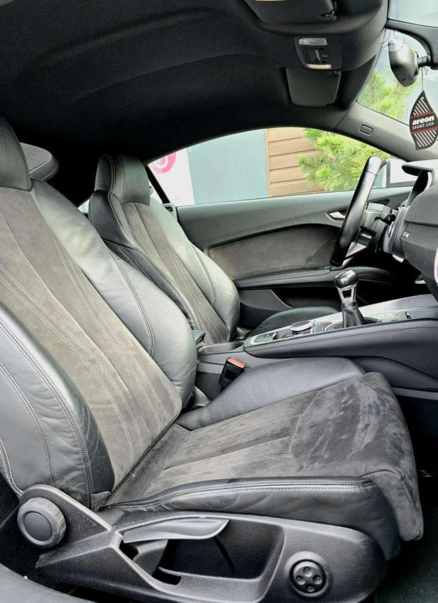 Balts Audi TT 2014 Tauragė, ar dzinēja tilpumu 2.00 L un nobraukumu 272 tūkst. km par 11900 €, foto 17 vietnē AUTOMOTO.COM.LV
