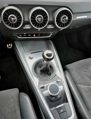 Balts Audi TT 2014 Tauragė, ar dzinēja tilpumu 2.00 L un nobraukumu 272 tūkst. km par 11900 €, foto 21 vietnē AUTOMOTO.COM.LV